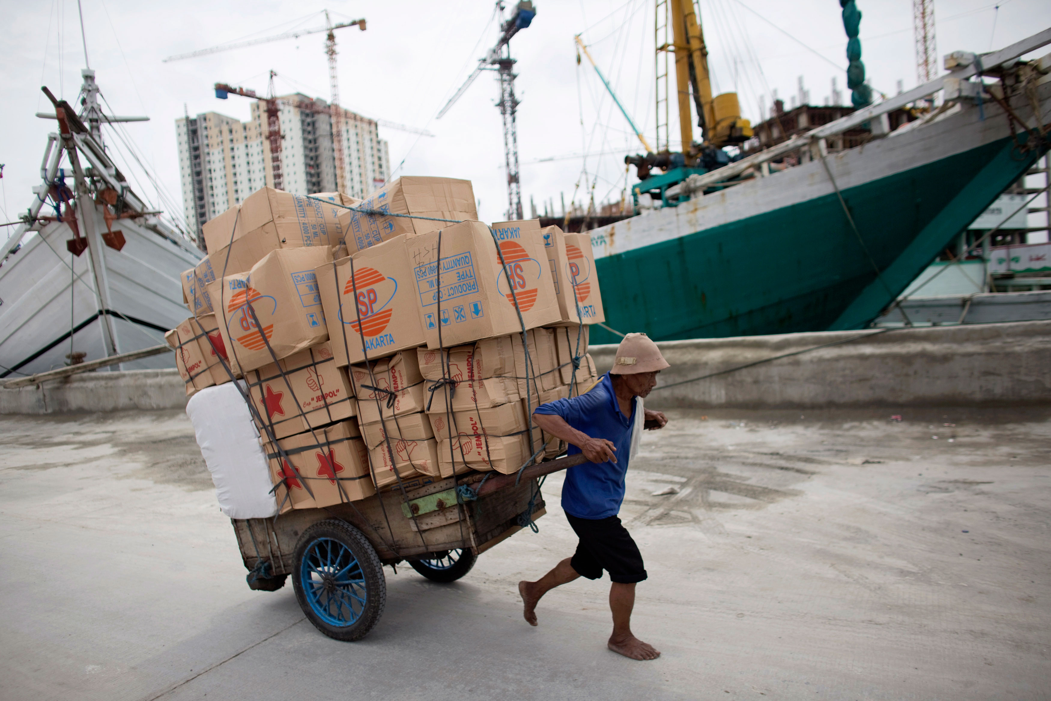Exports, imports shrink over 11% in January