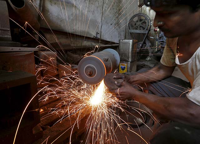 Factory output rebounds in January