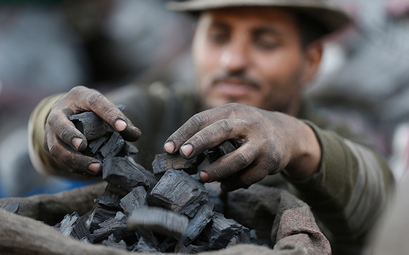 Niti Aayog suggests breaking up Coal India into seven firms Niti Aayog suggests breaking up Coal India into seven firms